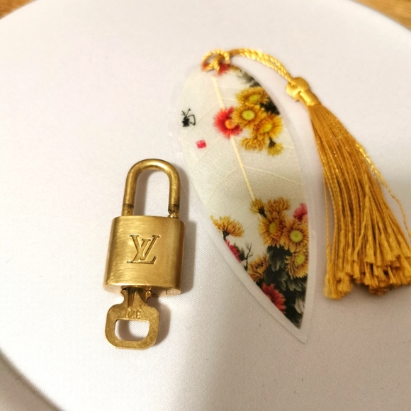 Louis Vuitton | Accessories | Louis Vuitton Lv Lock And Key Combination ...